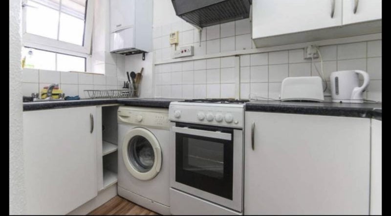 'Bright Double Room Avl Now ' Room to Rent from SpareRoom