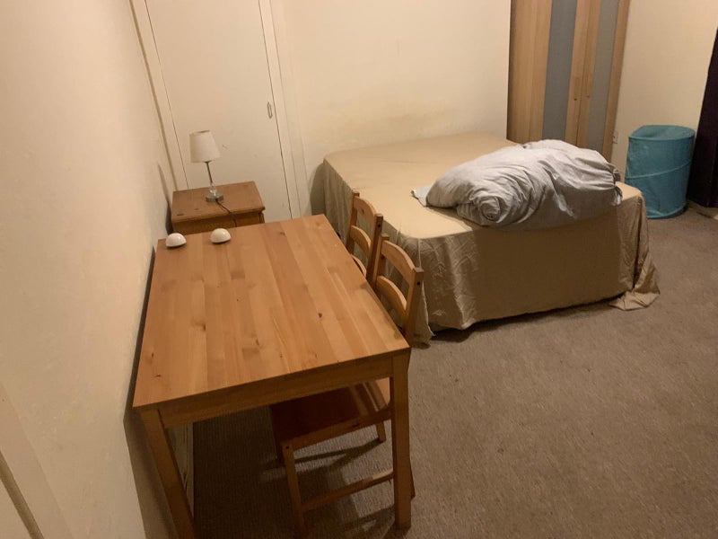 'Lovely furnitured room for rent with good price' Room to Rent from ...