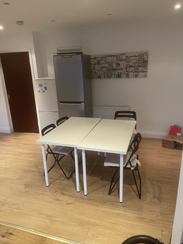 'Luxury Rooms - Low Deposit !' Room to Rent from SpareRoom