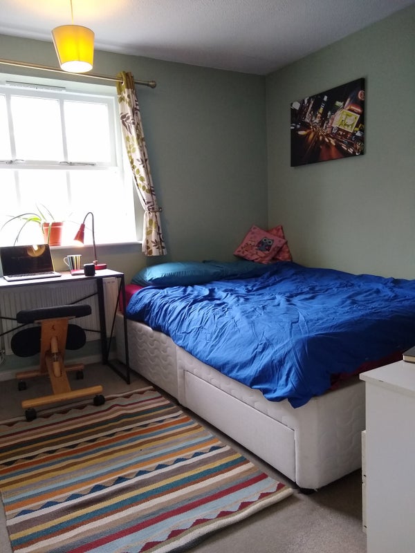 'Nice room with respectful and friendly house mate ' Room to Rent from ...