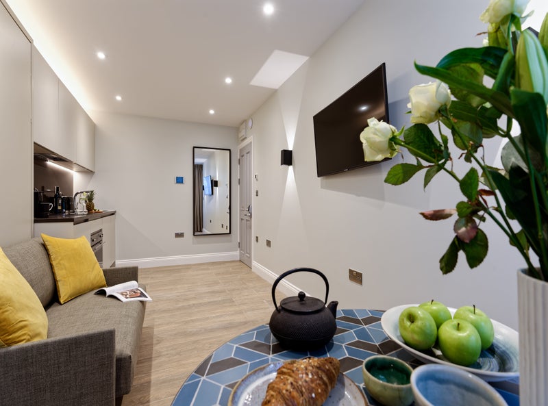 'Luxury Bedsit in South Ken, all bills included! ' Room to Rent from ...