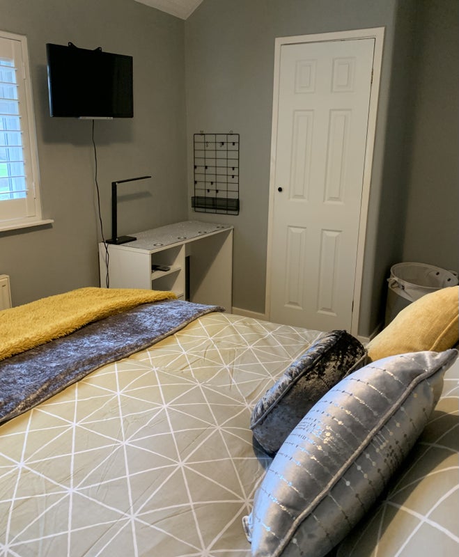 'Lodger Required' Room to Rent from SpareRoom