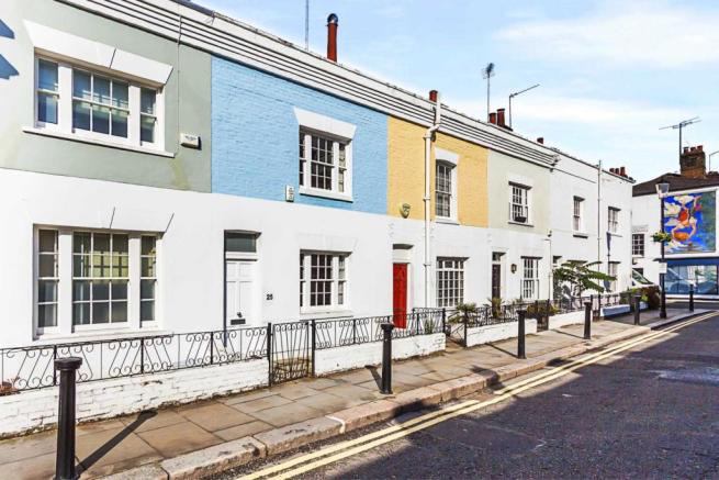 'Entire house for rent in SW5 Earls Court - 2 rooms' Room to Rent from ...