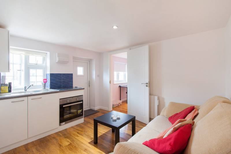 'New lovely 1 bed flat available. bills included.' Room to Rent from ...