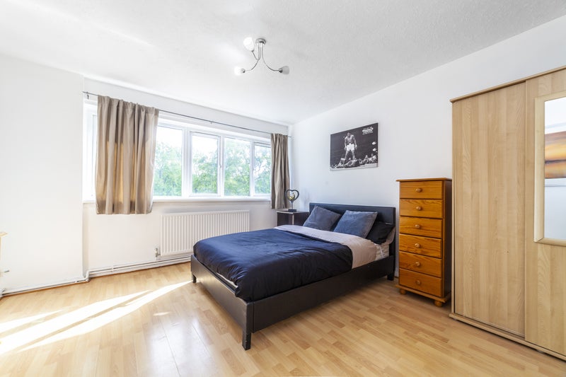 'Extremely Huge Double Room / Tildesley Road !!' Room to Rent from ...