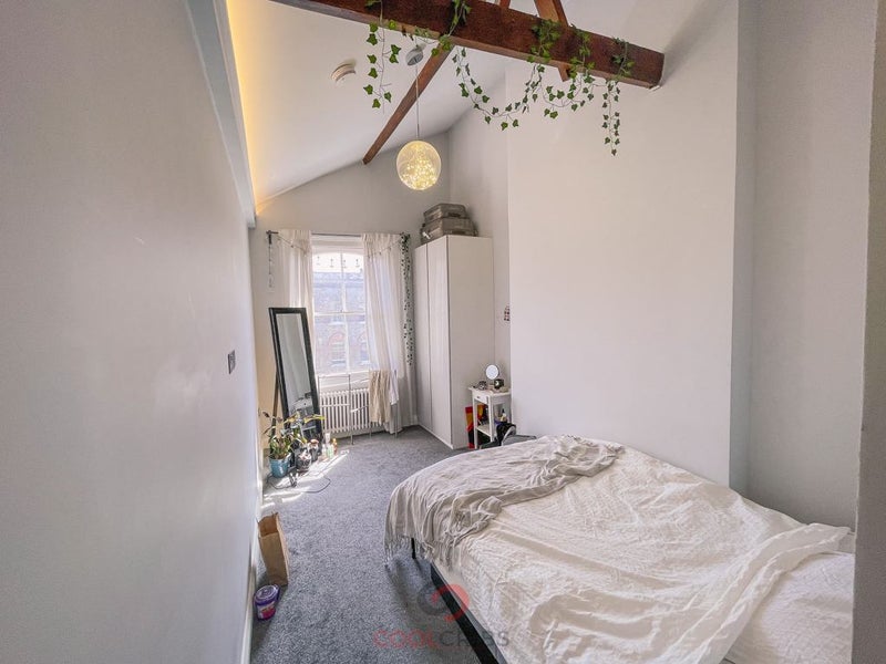 '2 bed in Elgin Avenue, Maida Vale, London, W9' Room to Rent from SpareRoom