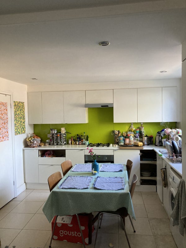 'Cosy Double In Friendly Flatshare W Huge Terrace' Room to Rent from ...