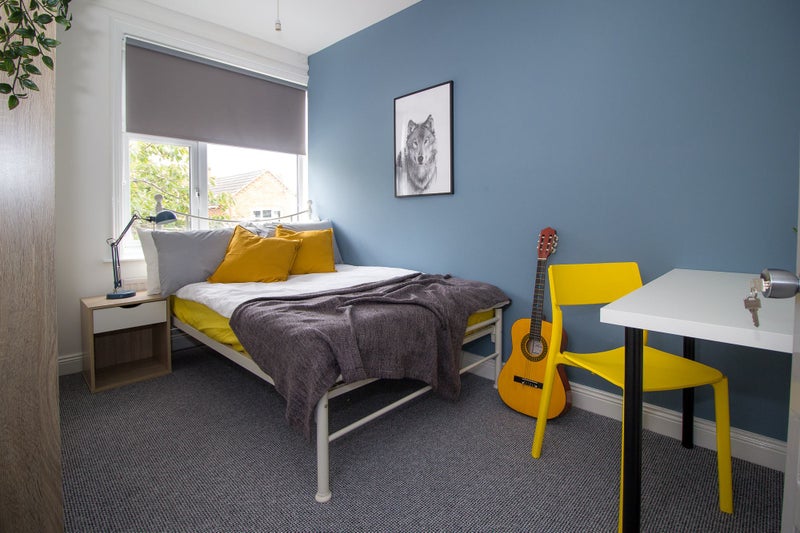 'Fabulous Student Rooms Near Dmu' Room to Rent from SpareRoom
