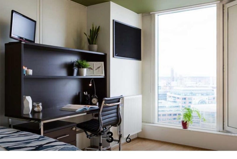 'Modern Studio Flat | Liverpool Street' Room to Rent from SpareRoom