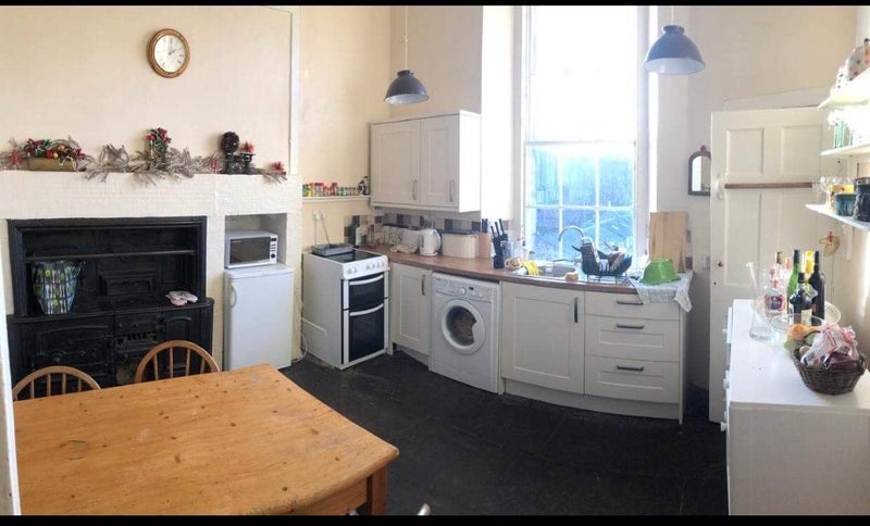 'Room available in Edinburgh city centre ' Room to Rent from SpareRoom