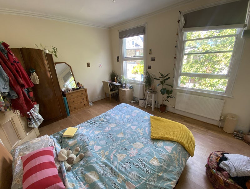 'Spacious double bedroom in Archway for rent.' Room to Rent from SpareRoom