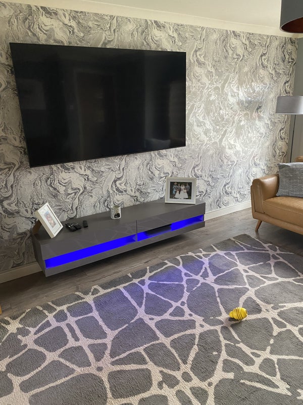 '3 bedroom. House.driveway garden ' Room to Rent from SpareRoom