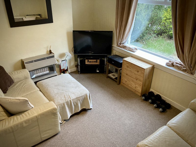 'Spacious Double Room in a 2 Bedroom Apartment' Room to Rent from SpareRoom