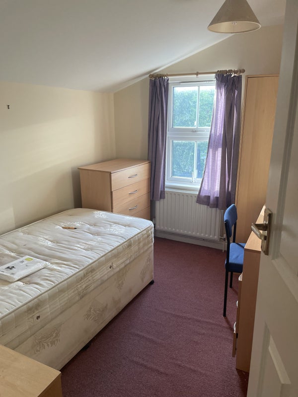 'Cosy single room in central Oxford' Room to Rent from SpareRoom