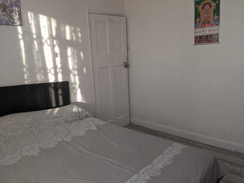 'Looking for a tenant!' Room to Rent from SpareRoom