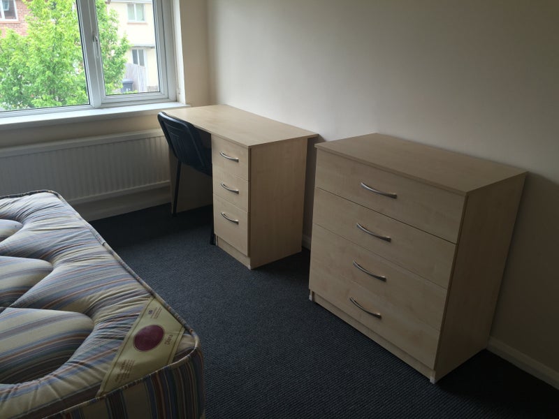 'Two Double rooms available in this shared house' Room to Rent from ...