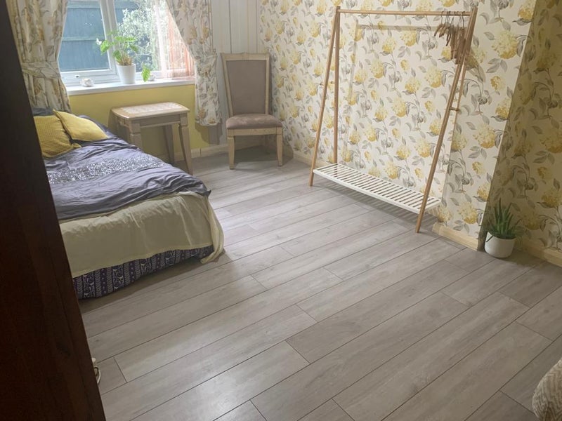 'Beautiful 1 bedroom en-suite to rent (only LADIES)' Room to Rent from ...