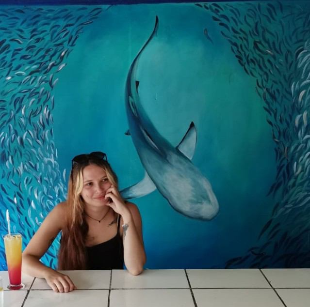 '20 yr old female professional looking for a room ' Flatmate from SpareRoom