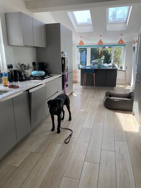 'Beautiful Southfields SW 18 home with garden ' Room to Rent from SpareRoom