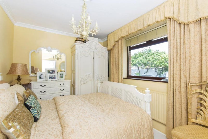 'Spacious Room looking for tenant' Room to Rent from SpareRoom