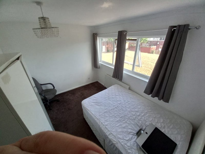 'Rooms available ' Room to Rent from SpareRoom