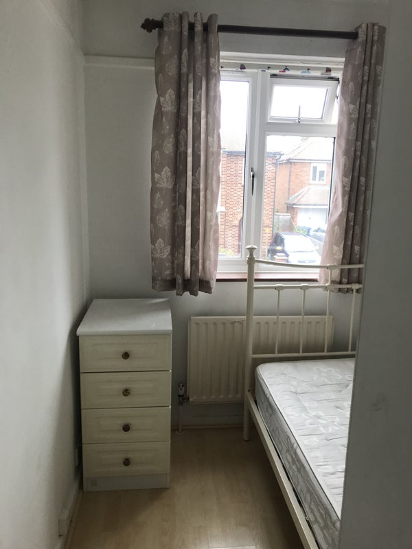 'Single Room in Shared House' Room to Rent from SpareRoom