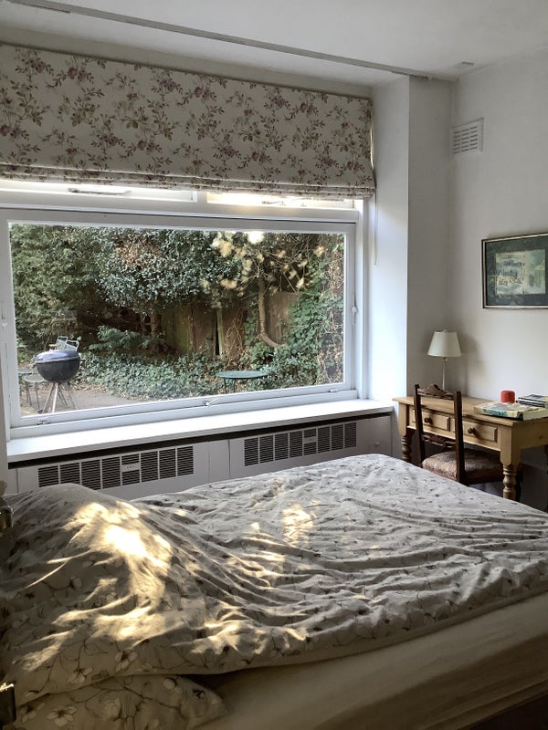 'Looking for female lodger' Room to Rent from SpareRoom