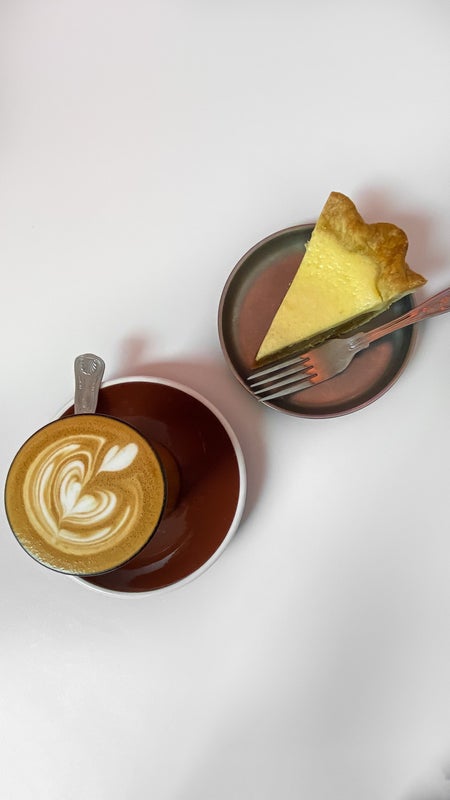 '25f looking for home' Flatmate from SpareRoom