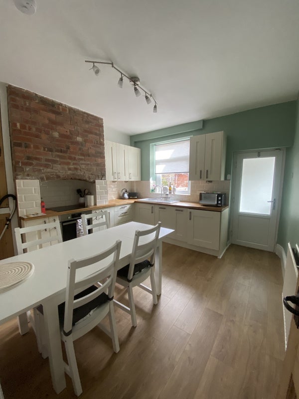 '1 room to rent in newly refurbished house' Room to Rent from SpareRoom