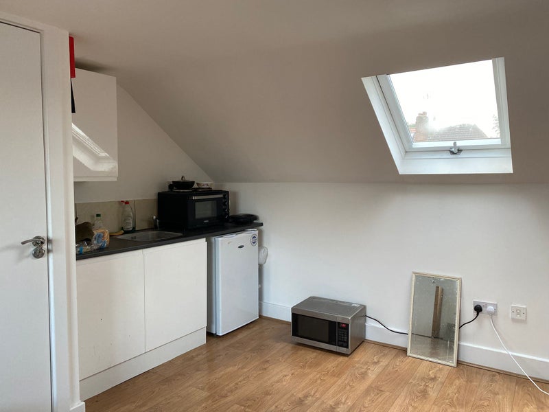 'Spacious newly built studio loft ' Room to Rent from SpareRoom