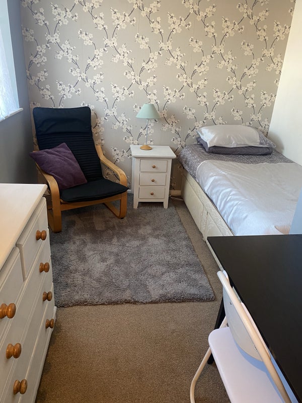 'Large single room' Room to Rent from SpareRoom