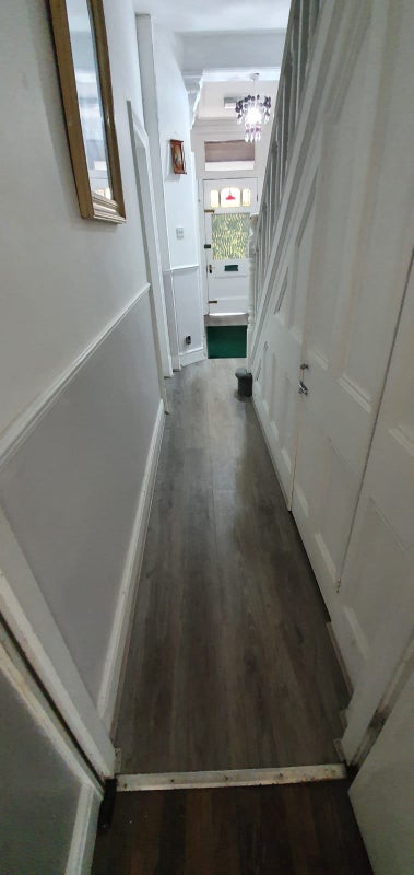 'Stylish Room. Perfect for young professional' Room to Rent from SpareRoom