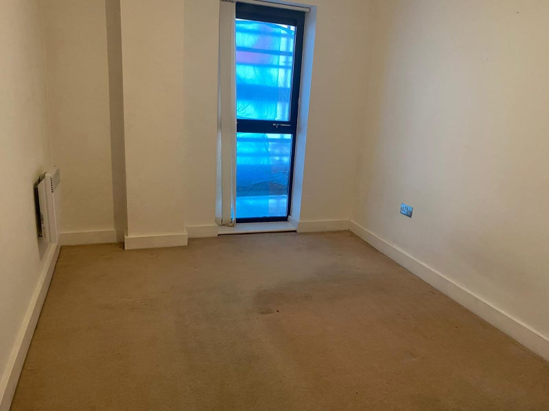 'Double Room, Salford M3, Close to City Centre' Room to Rent from SpareRoom