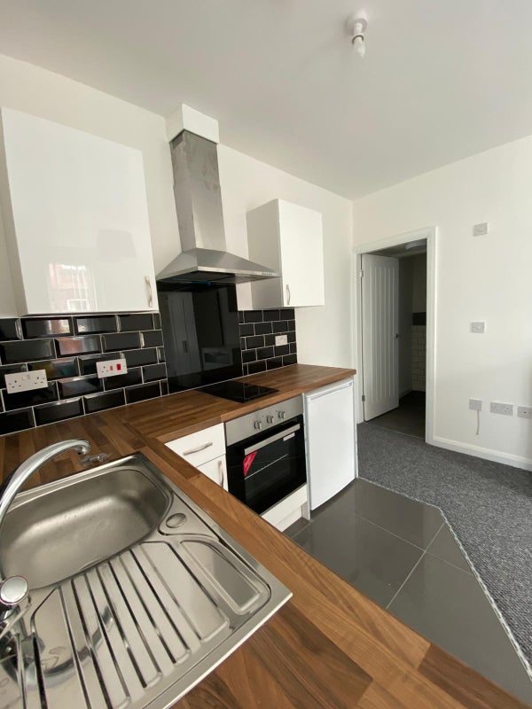 'Studio - Warrington ' Room to Rent from SpareRoom