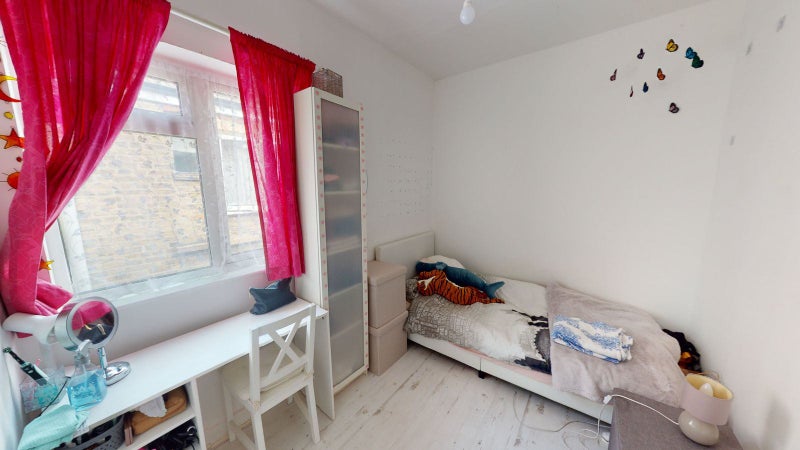 '2 Bedroom flat in Wood Green' Room to Rent from SpareRoom