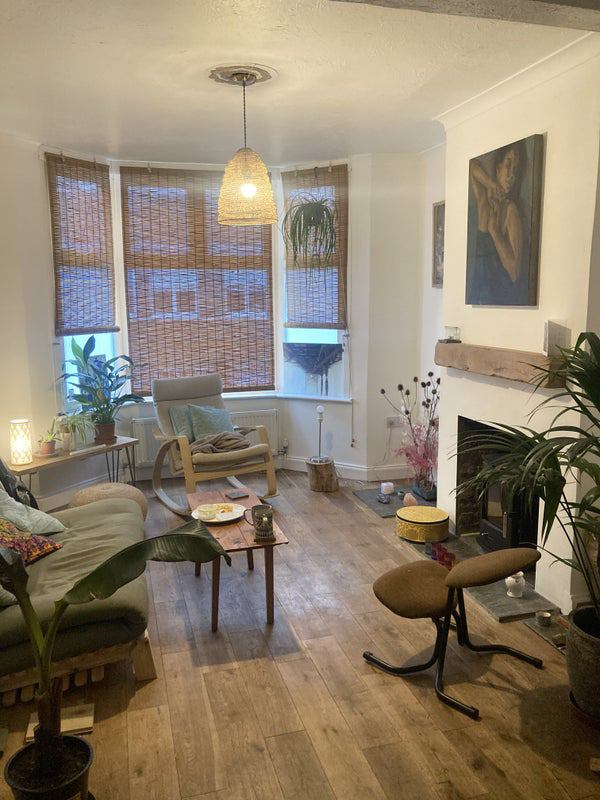 'Bright garden-facing bedroom in house' Room to Rent from SpareRoom