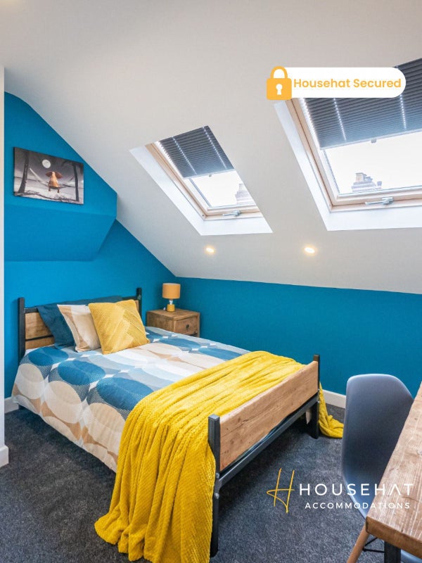 'Splendid Rooms in CV1' Room to Rent from SpareRoom