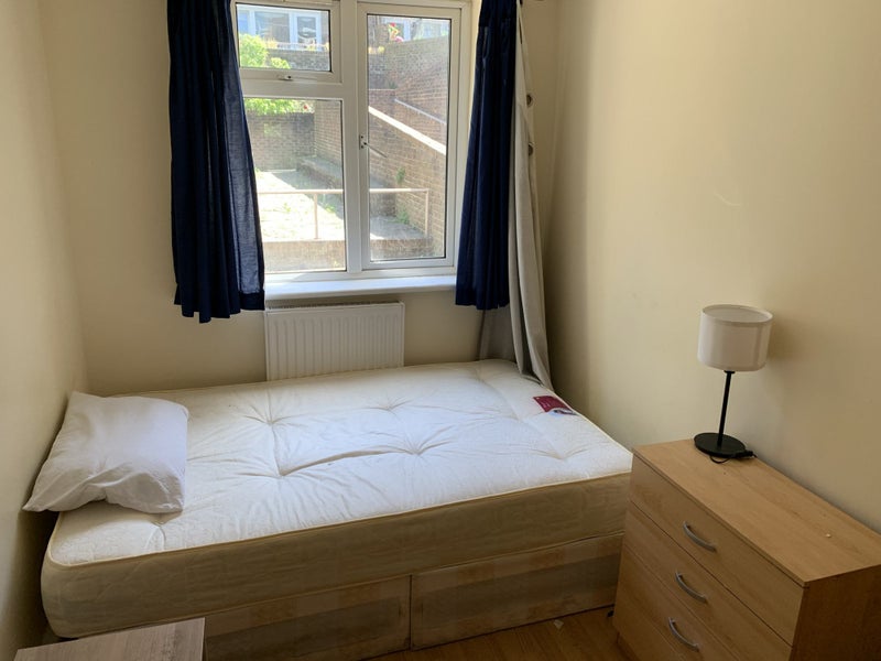 'Room in Limehouse, Lipton Road.' Room to Rent from SpareRoom