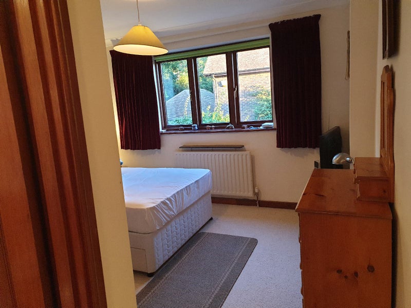 'Friendly housemate wanted to enjoy my guest suite' Room to Rent from ...