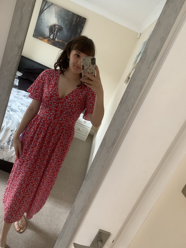 'Female 23yr old looking for a room ' Flatmate from SpareRoom