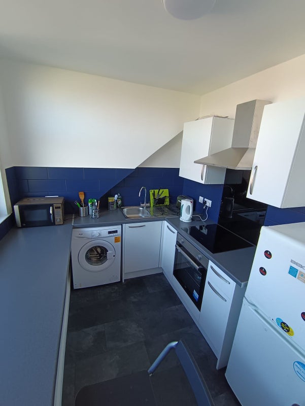 'One Bedroom Avail within University of Aberdeen' Room to Rent from ...