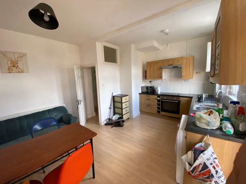 'Medium size room available to rent.' Room to Rent from SpareRoom