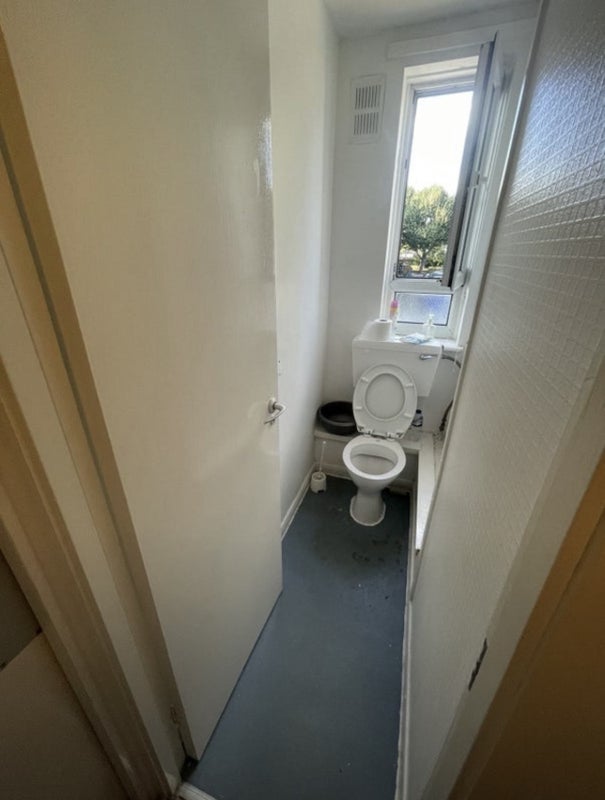 'Amazing Double Room In Prime Location Avl From 4th' Room to Rent from ...