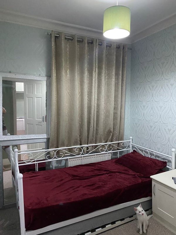 ' Single Room + Large Storage - 1 Female preferred' Room to Rent from ...