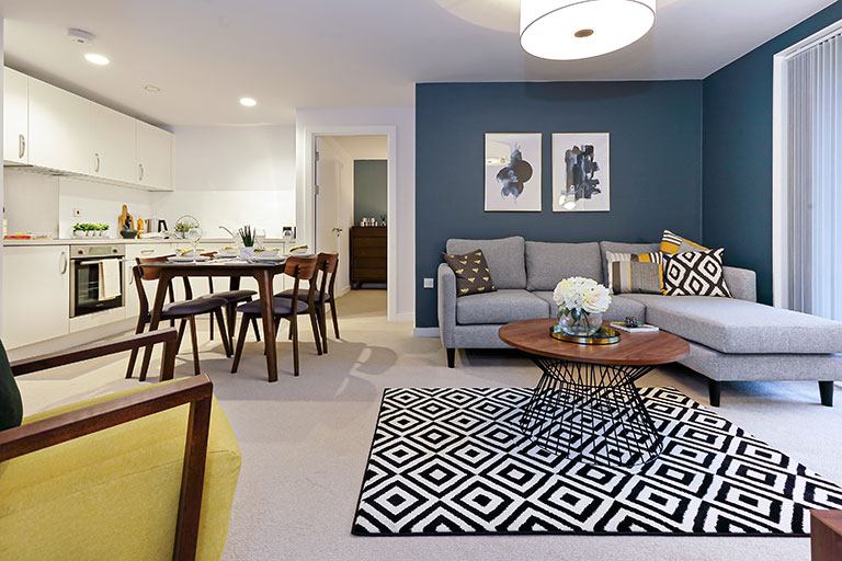 'Spare room 2 bed en-suite' Room to Rent from SpareRoom
