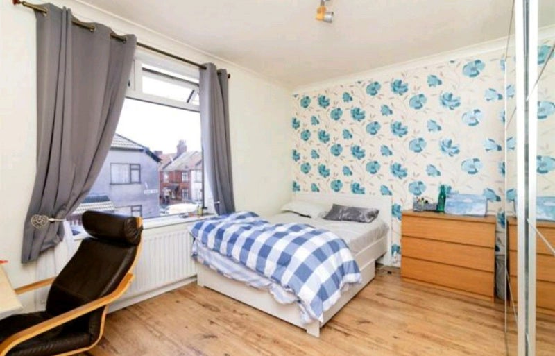 '10x11 double room' Room to Rent from SpareRoom