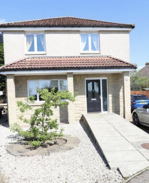 'Room to let in family home' Room to Rent from SpareRoom