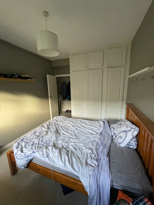 'Double bedroom in Zone 1 [Waterloo/E & C]' Room to Rent from SpareRoom