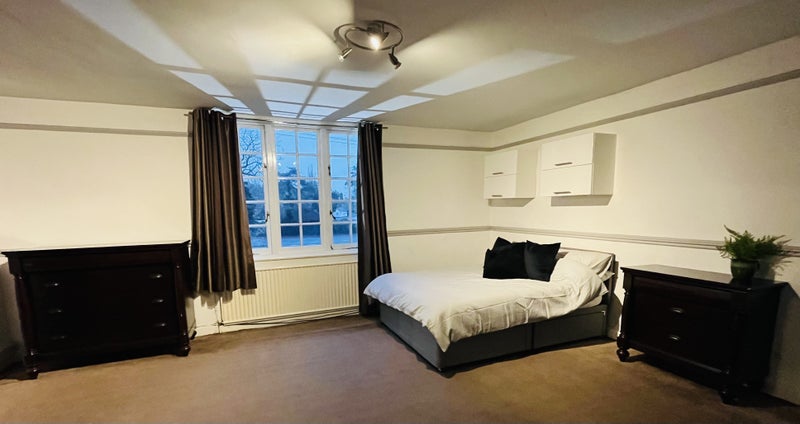 'Three Extra Large Double Rooms in Milton' Room to Rent from SpareRoom