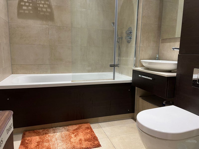 '1 RHK near KX (Short Let Jan 24 - Mar 24 )' Room to Rent from SpareRoom